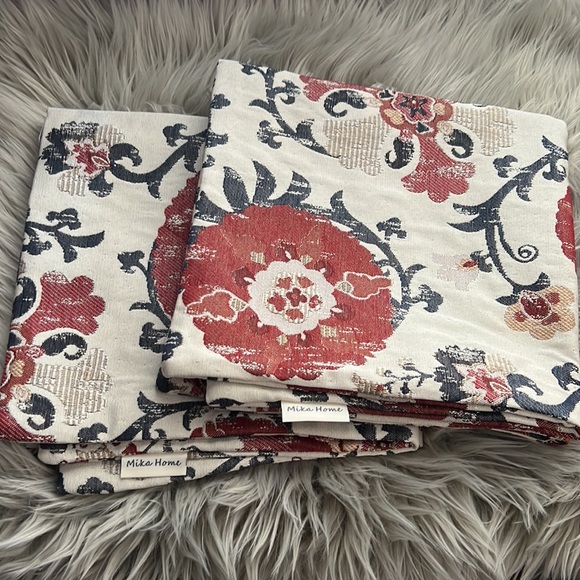 Mika Home | Accents | Mika Home Pack Of 2 Jacquard Circle Floral Pillow ...